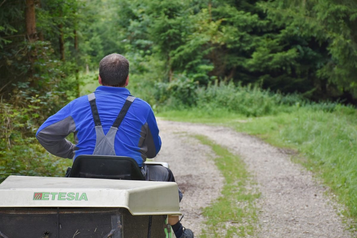 Lifelines of Communication: The Role of Two-Way Radios in Lone Worker ...